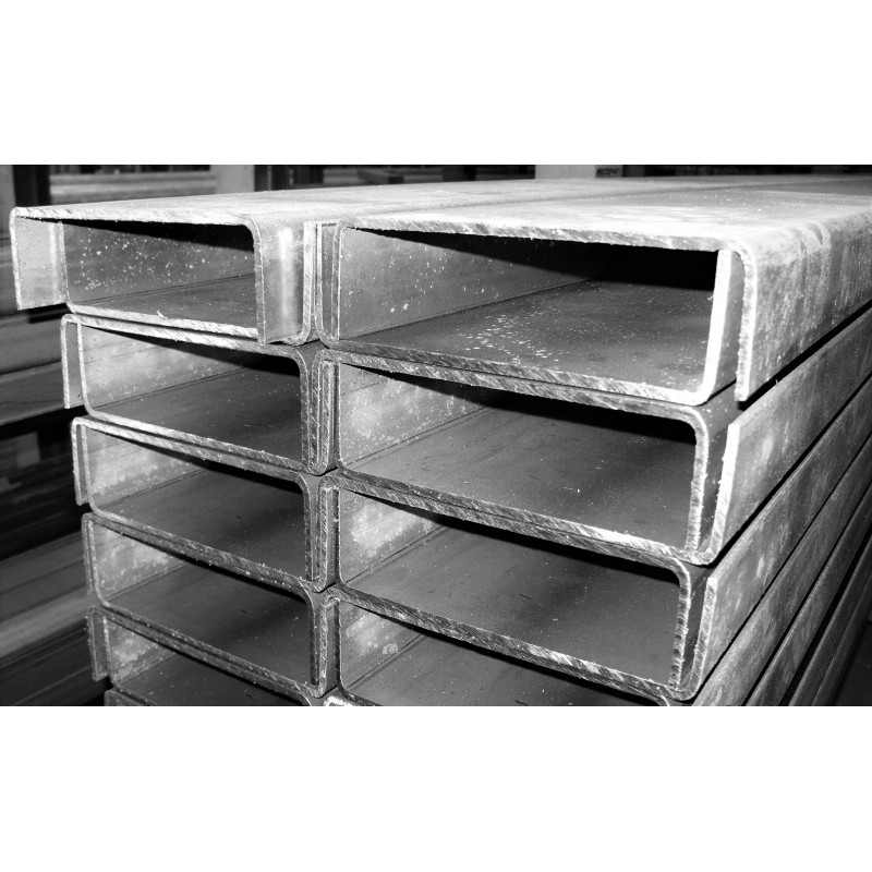 Fers U Acier Laminé à chaud et à froid Qualité S235JR à la découpe